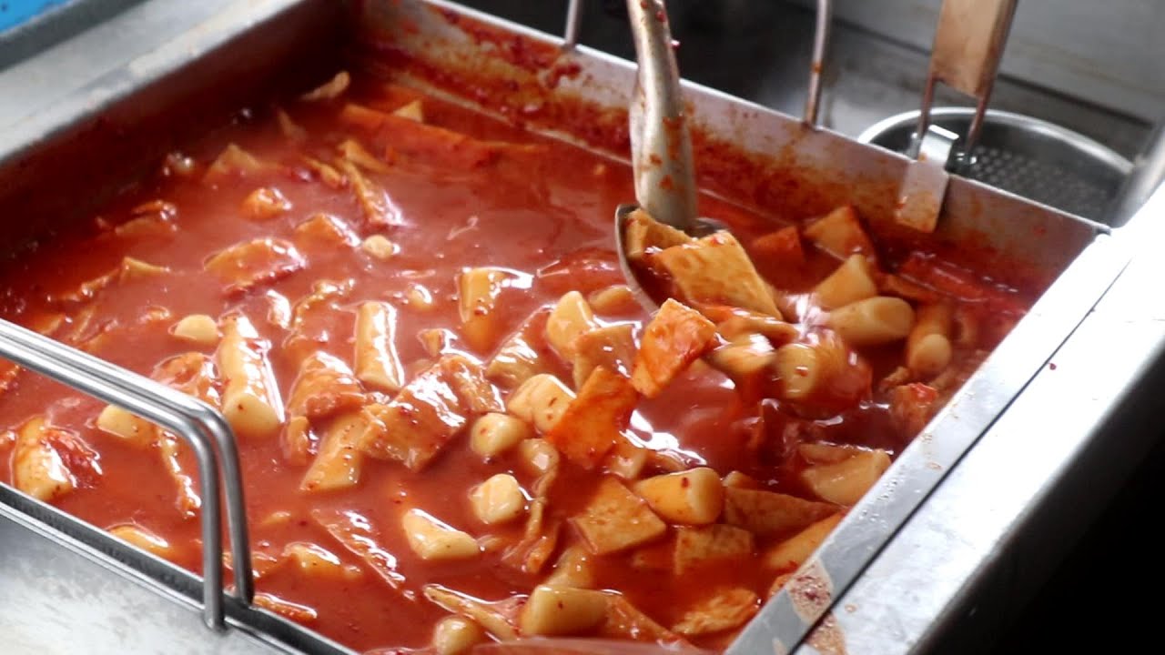 KOREAN STREET FOOD HEAVEN in the PHILIPPINES! Tteobokki, Fish Cake ...