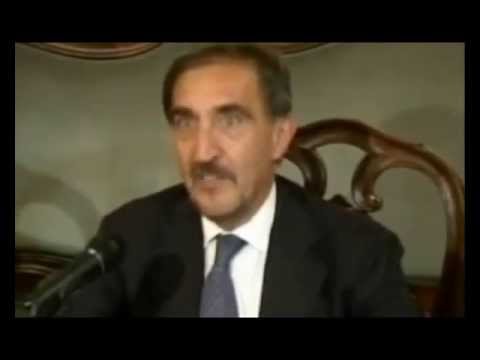 La Russa e l'inglese maccheronico. - YouTube