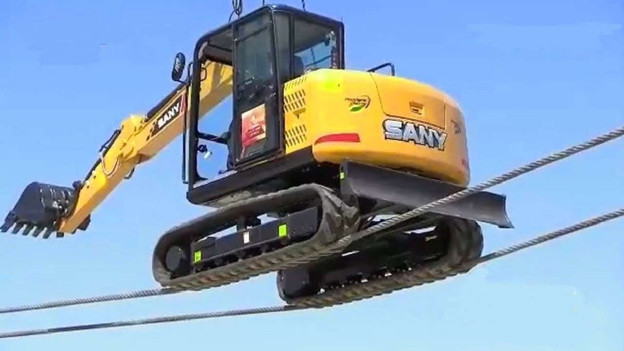 Dangerous Heavy Equipment Machinery Excavator Fails Operator, Extreme ...