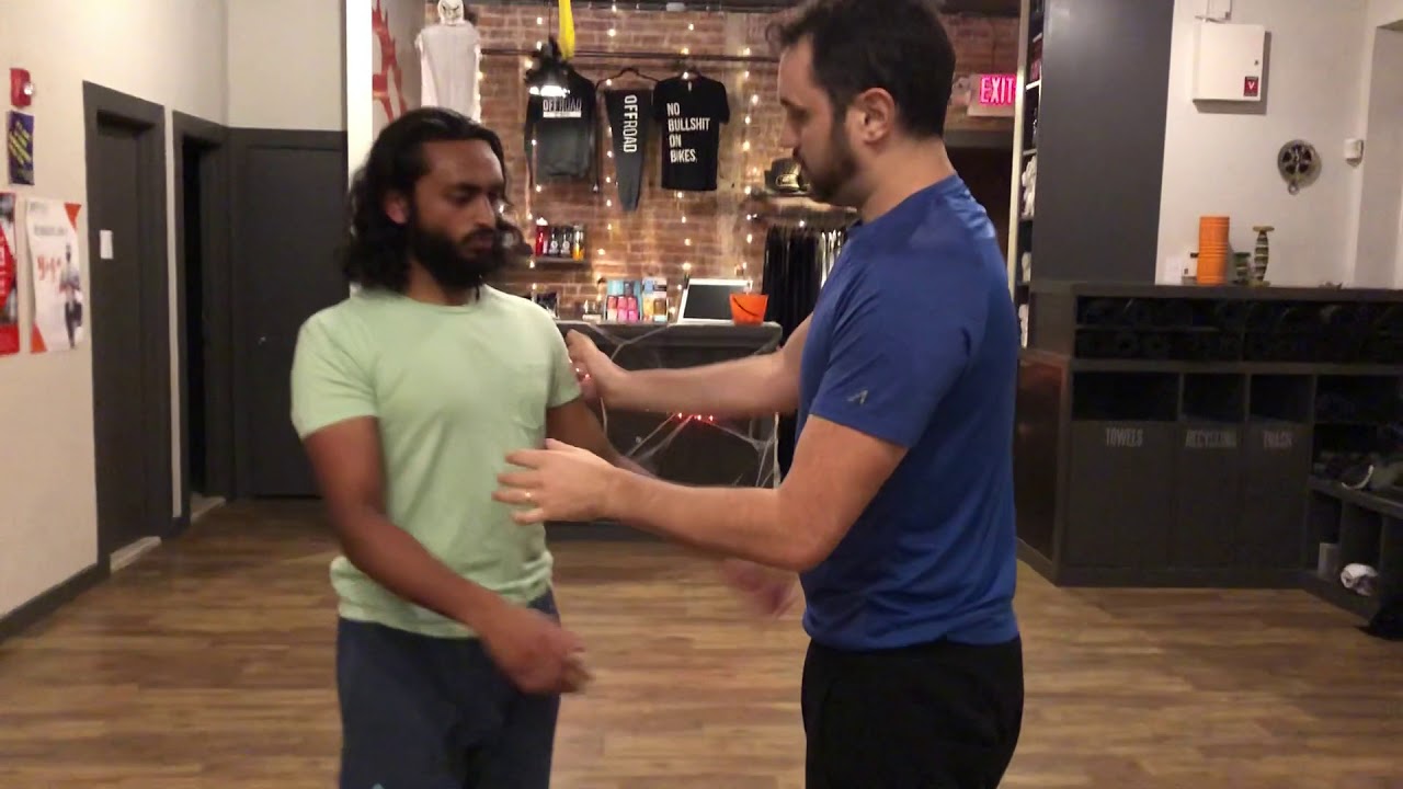 WING CHUN: How to use Chi Sao to block hook punches - YouTube