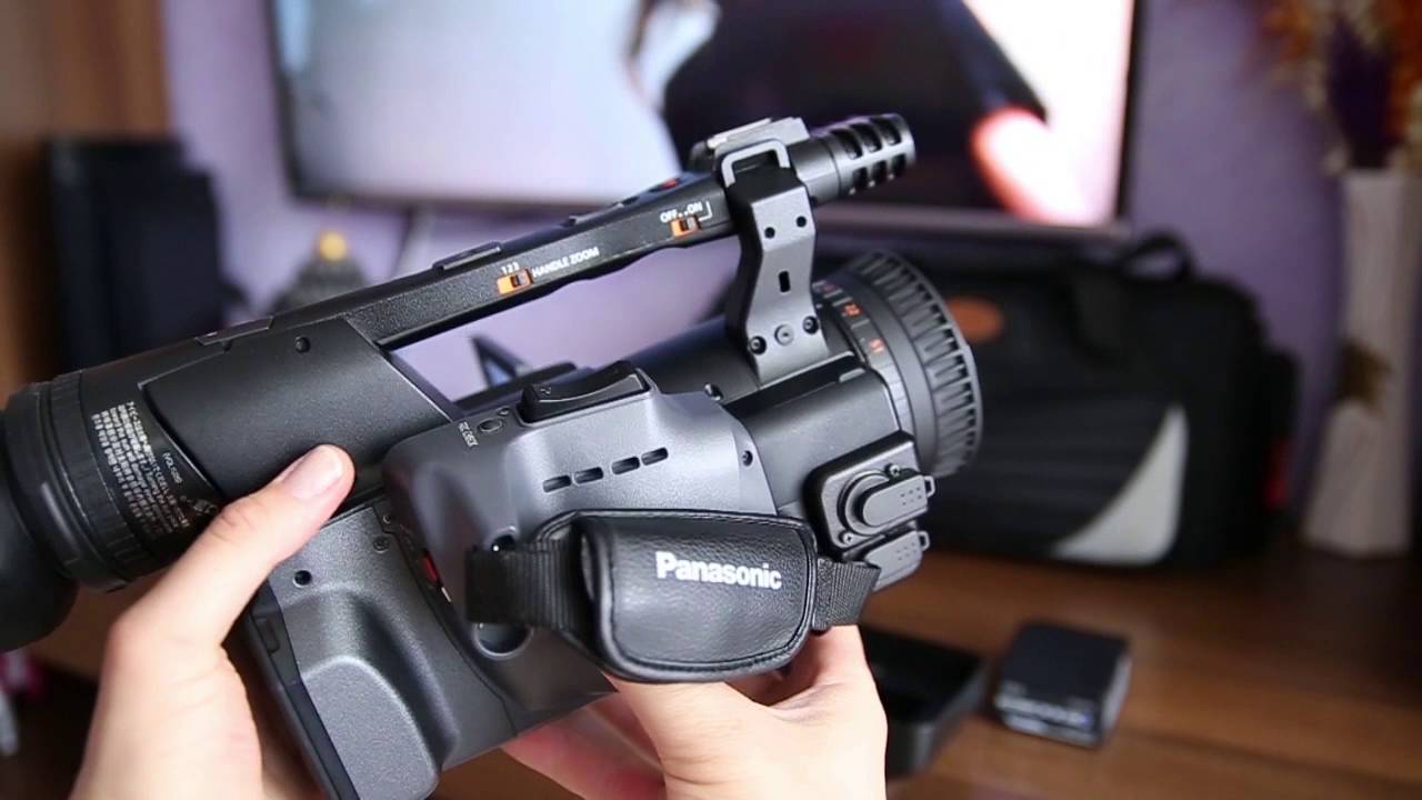 Panasonic AG-HMC 151E - YouTube