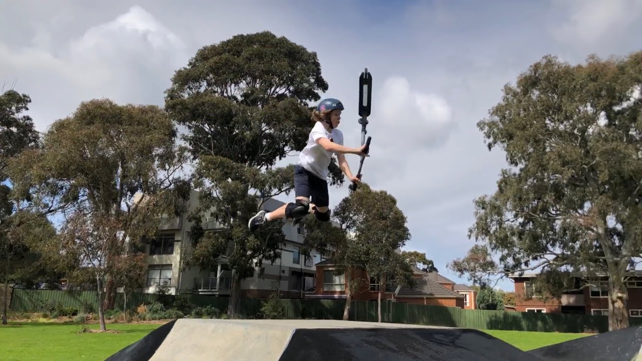 DAY WITH THE BOYS || ft Jules and Darcy - YouTube