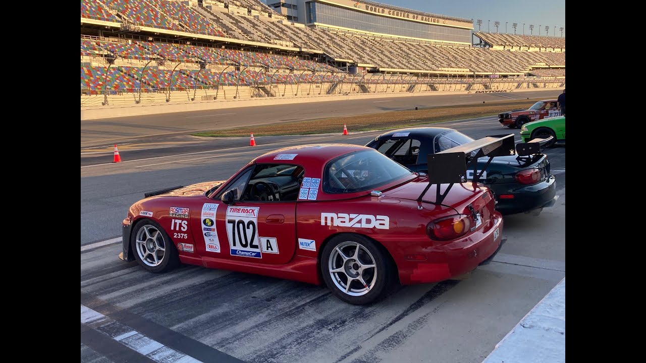 Rosmar Racing 14 Hour Champ Car Race at Daytona (Red 702) - YouTube