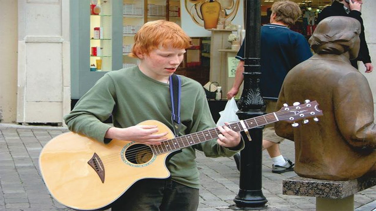 Ed Sheeran Busking