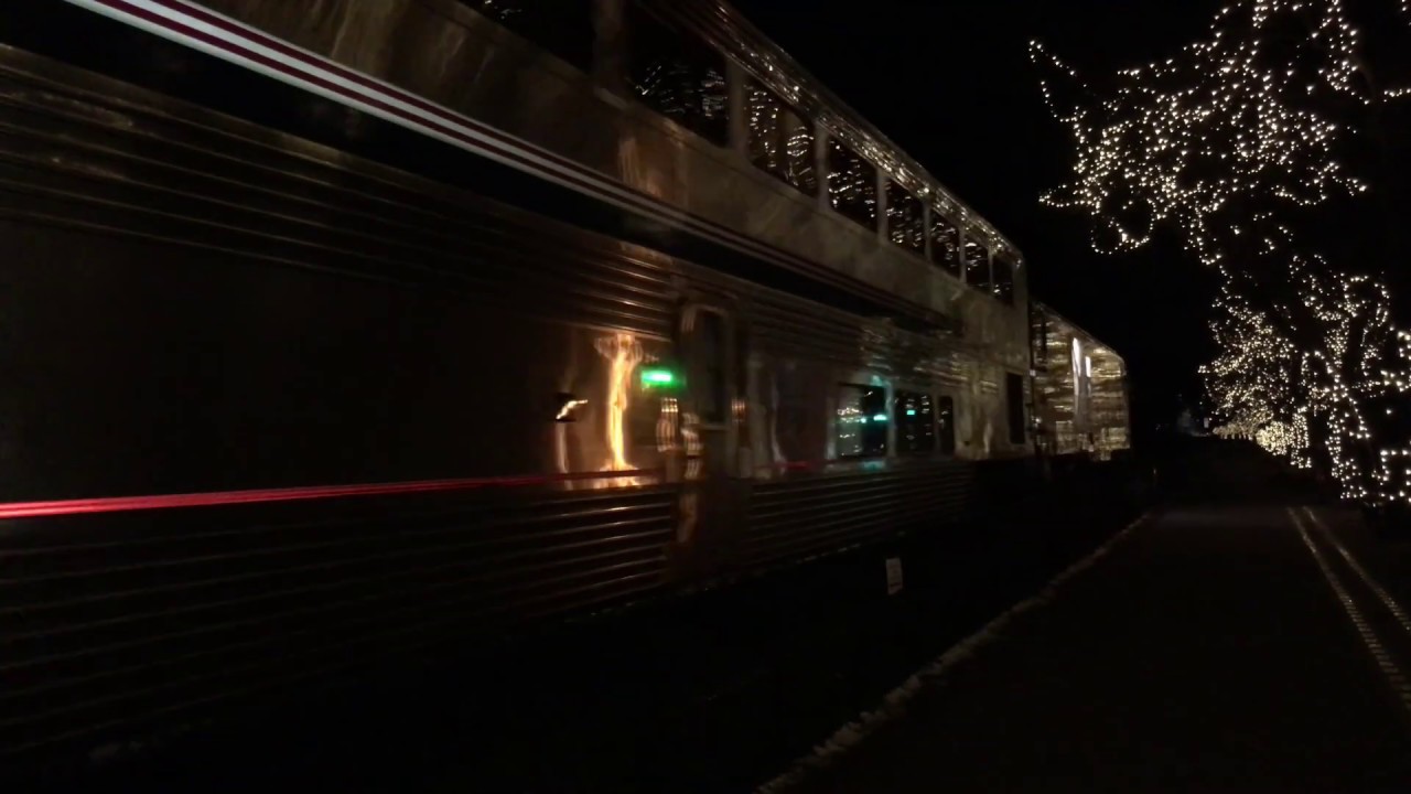 Trains BC 2019: AMtrak Cascades 519 @ White Rock Canada F40PH NPCU ...