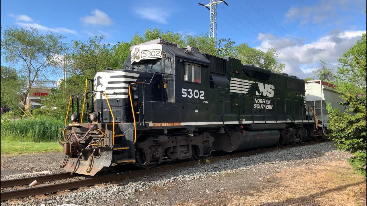 5/5/21 NS (Ex-Conrail) GP38-2 5302 on the Chester Secondary in ...