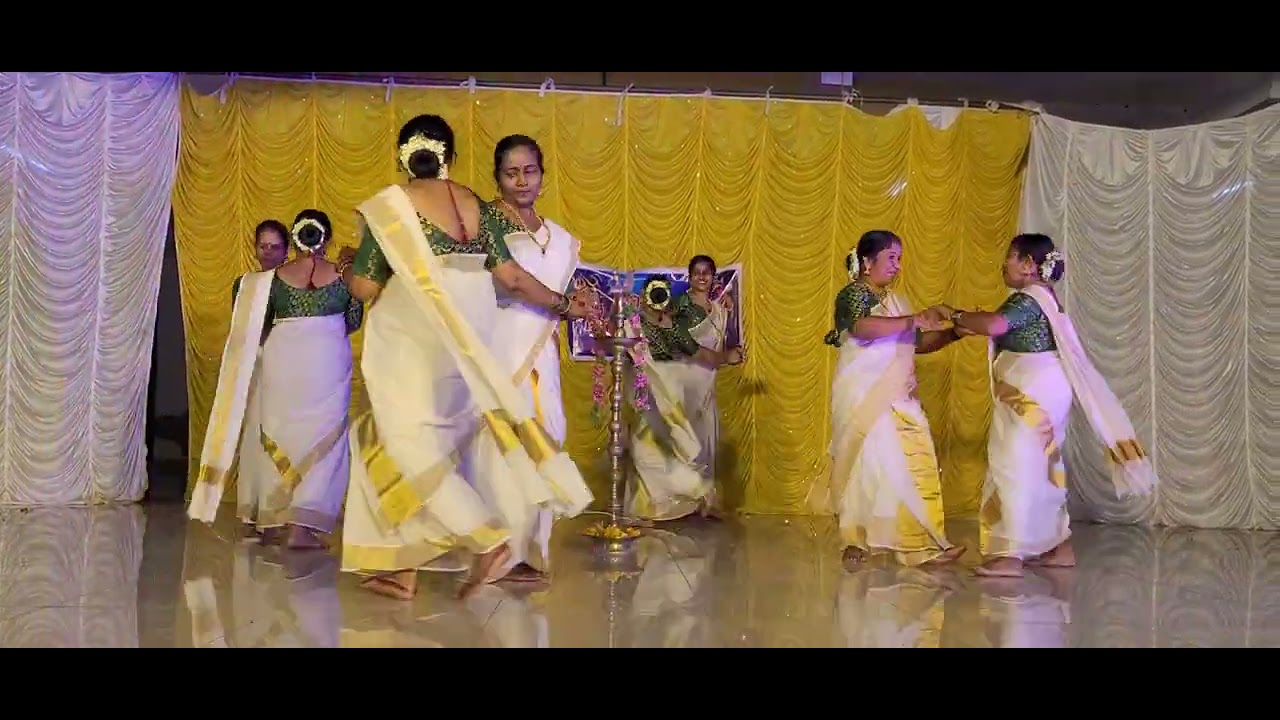 Thiruvathirakali - Kolkkali - Fusion - YouTube