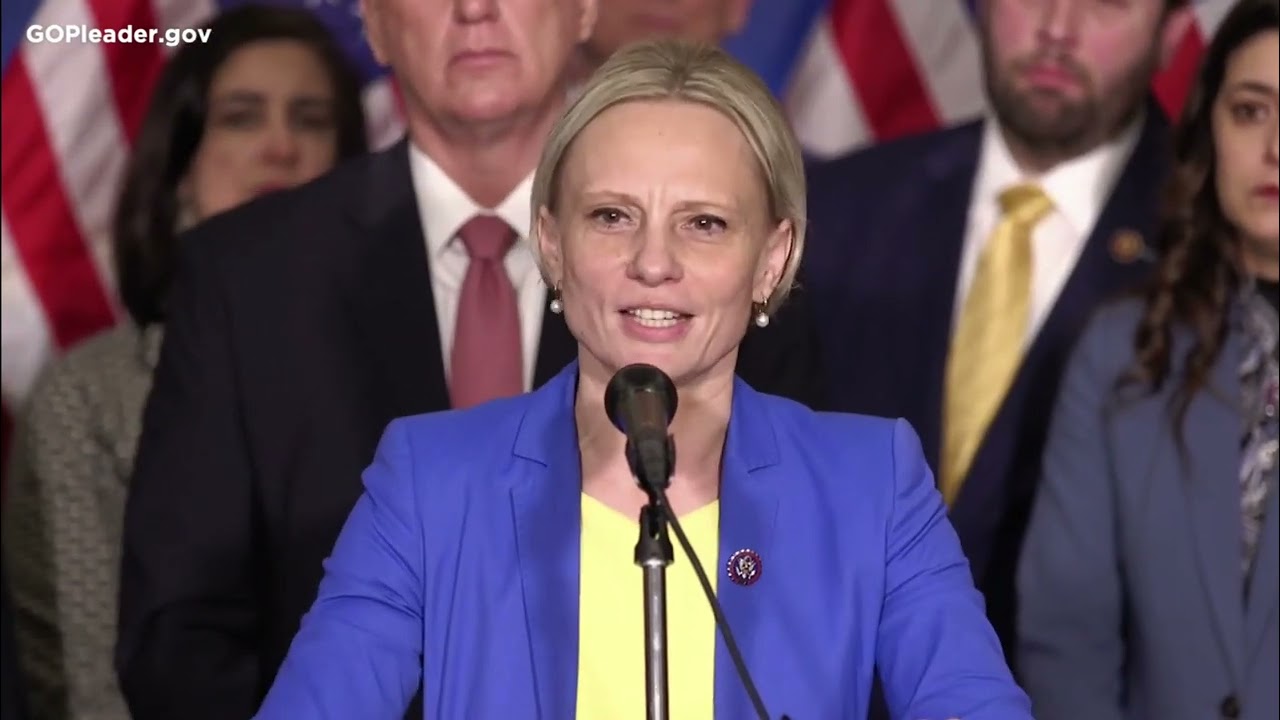 Rep. Victoria Spartz Takes Question on Ukraine at House GOP Press ...