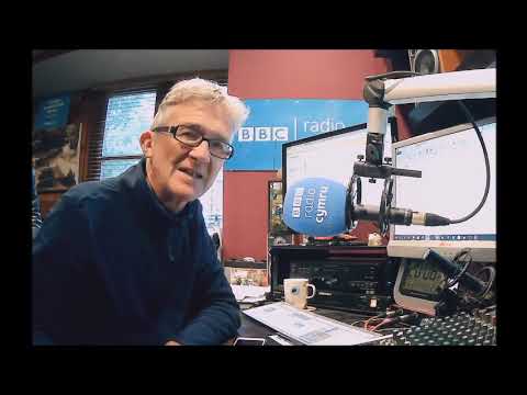 Geraint Lloyd BBC Radio Cymru Cyfarchion - YouTube