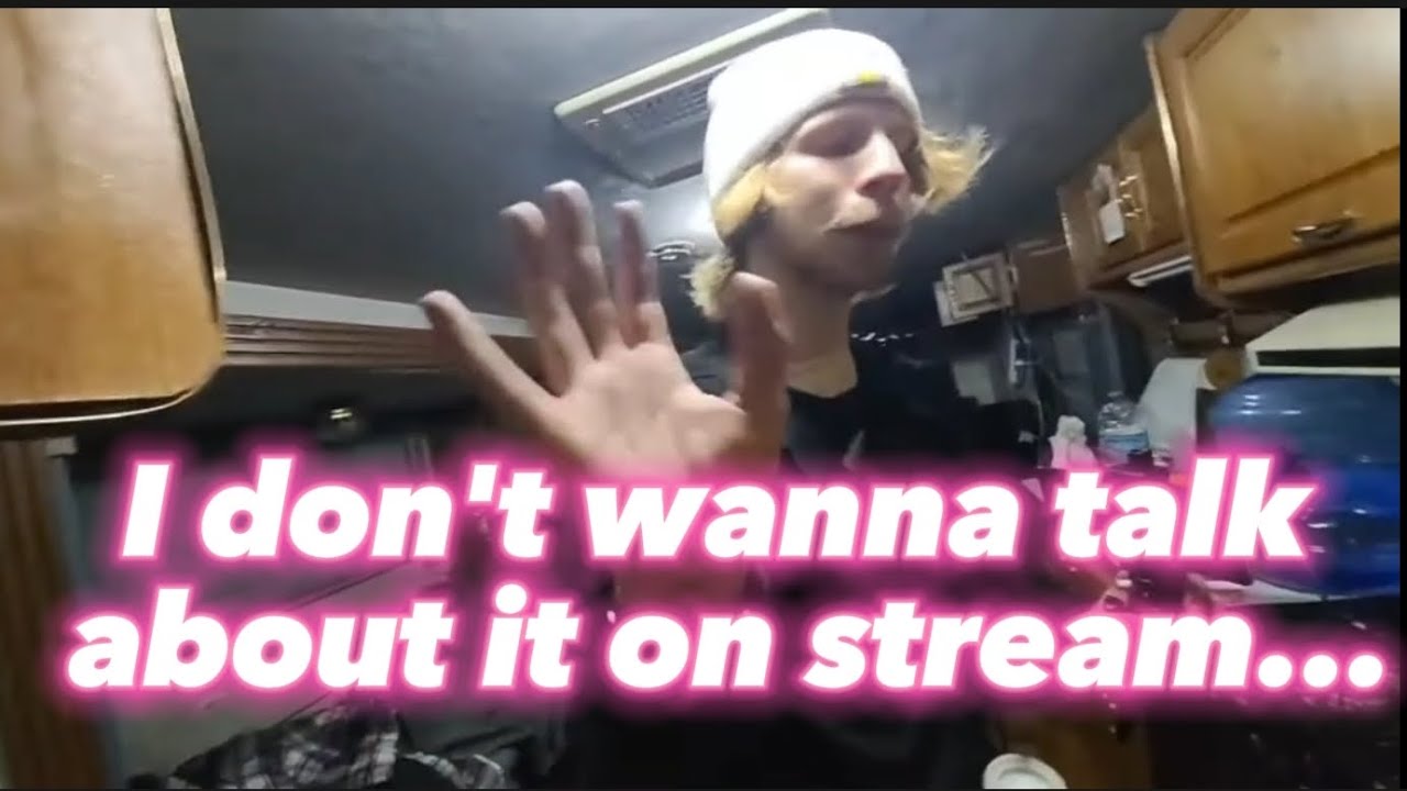 Tone Says what..?🤔 Chicken plays like he don't know 🫣😆#livestream #irl ...