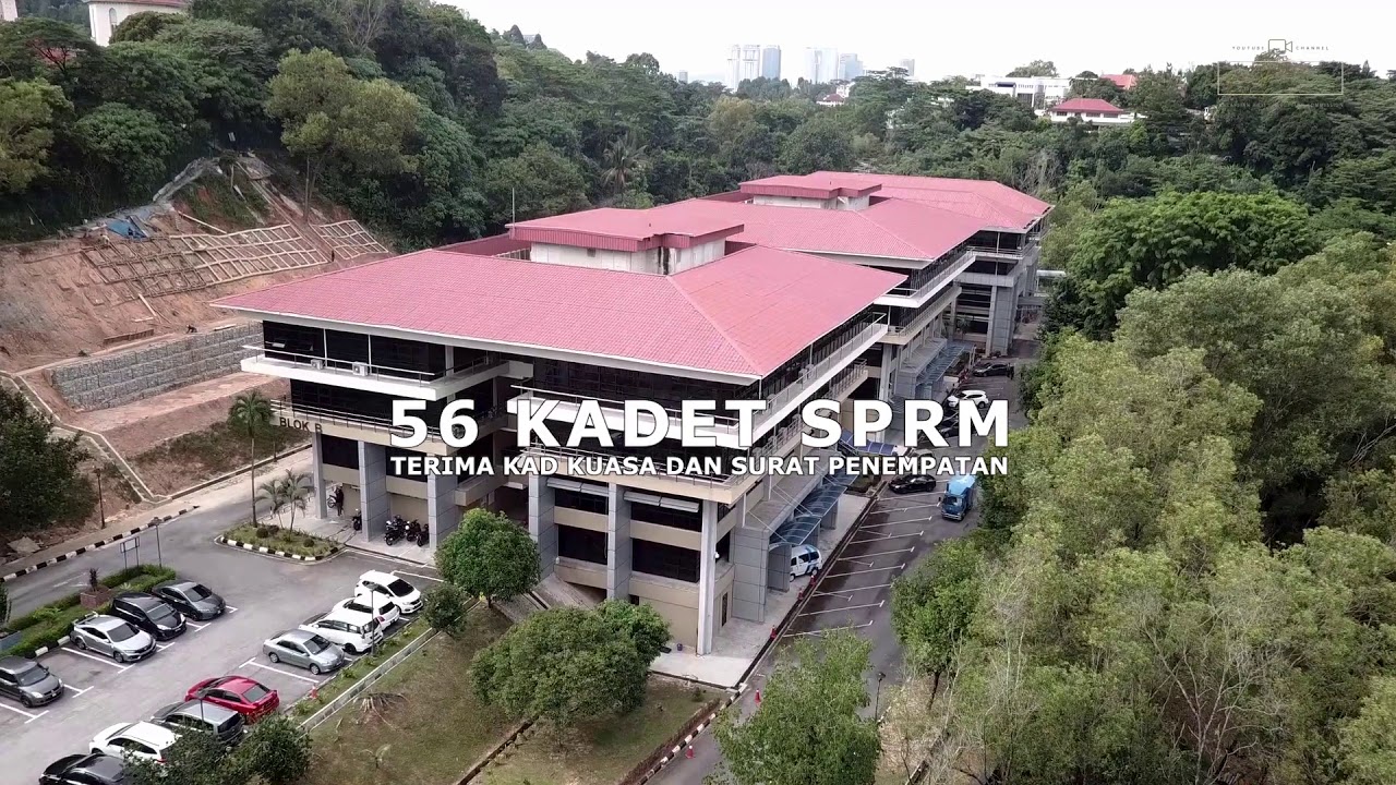 56 Pegawai Kadet Terima Kad Kuasa & Surat Penempatan - YouTube