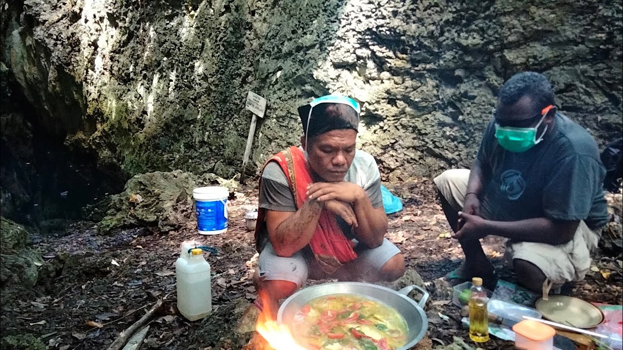 masak colaborasi saya dan faiz chanel buw, di goa seram ini, pace ...