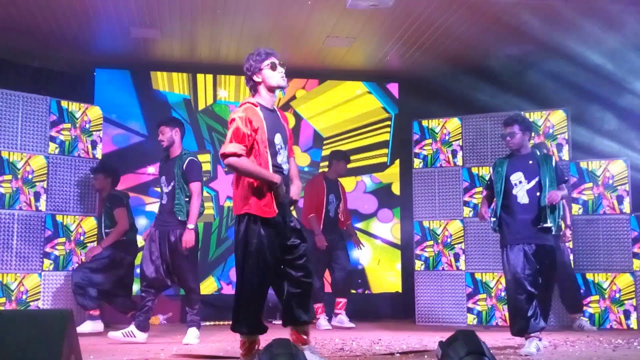 Best College Dance performance - YouTube