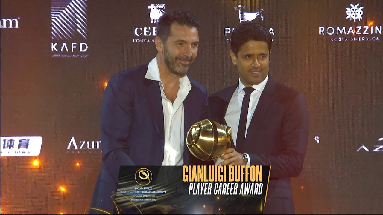 Gianluigi Buffon awarded with Player Career Award - YouTube