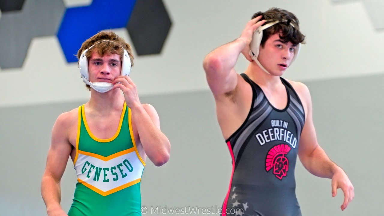 145 – Lucio Morgan of Deerfield IL {red} defeated Josh Hock {green} of ...