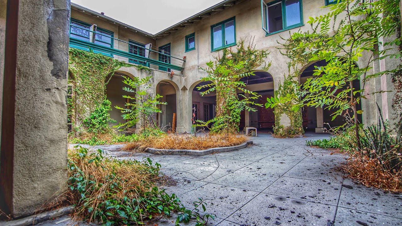 Abandoned LA Cult House. - YouTube
