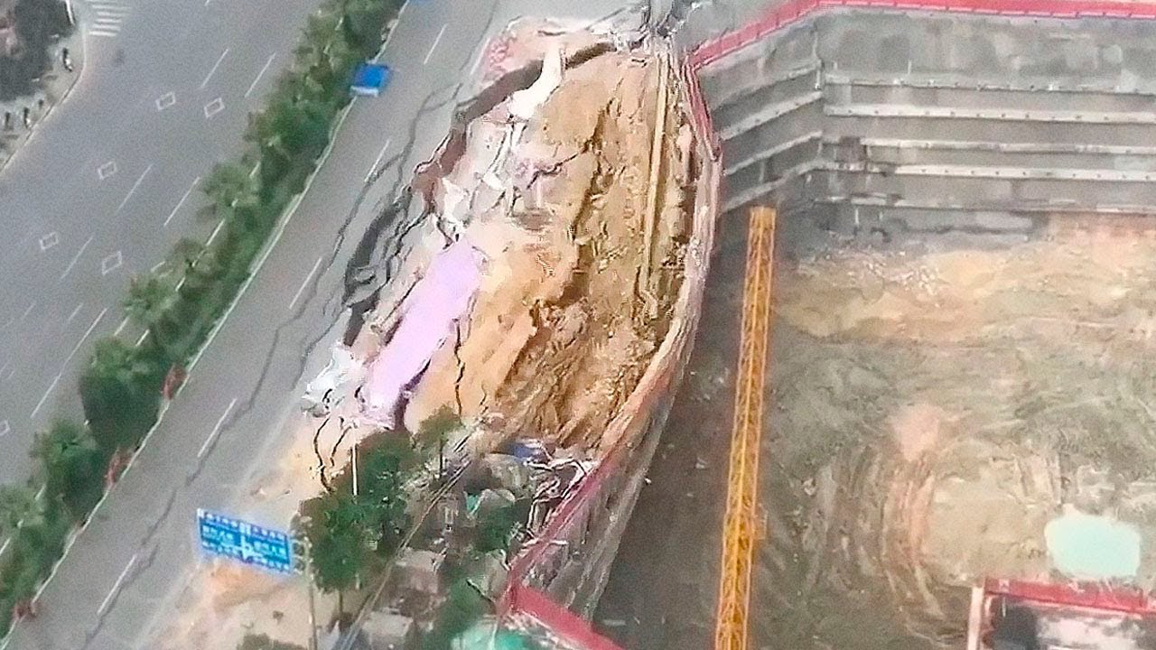 TOP 10 CATASTR FICOS SINKHOLES Y GRIETAS QUE APARECIERON DE LA NADA top-10-catastr-ficos-sinkholes-y-grietas-que-aparecieron-de-la-nada