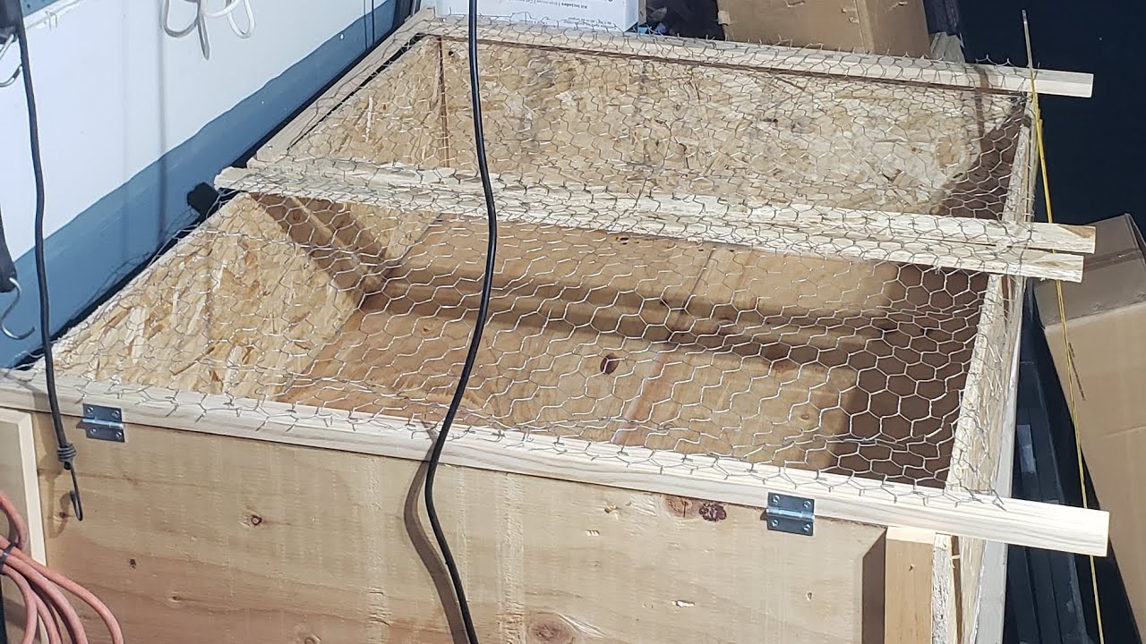 Brooder Box Build! - YouTube