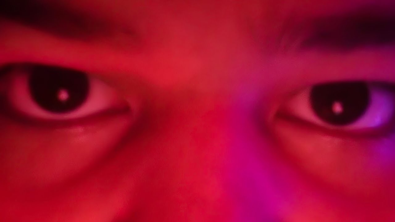 Weezy reacts ppcocaine: The female rapper Genesis - YouTube