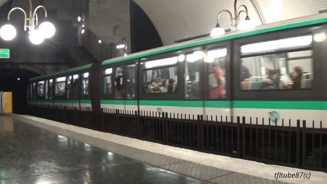RATP Paris Métro MP89 sur la ligne 4 départ à Cité - YouTube