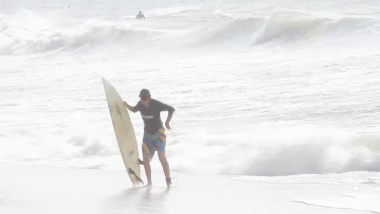 Chris first surfing day! RADICAL! - YouTube