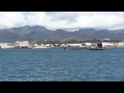 USS Missouri Departs Pearl Harbor Naval Shipyard