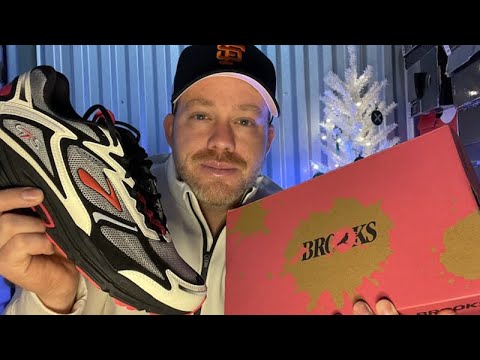 Sneaker ASMR Round LVII Staple / Brooks Adrenaline / Shoe Tapping ...