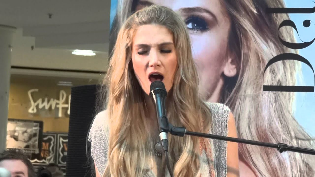 Delta Goodrem - Sitting On Top Of The World live performance - YouTube