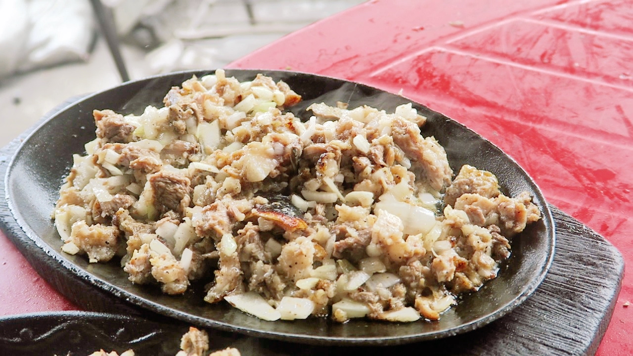 Aling Lucing Sisig Pampanga
