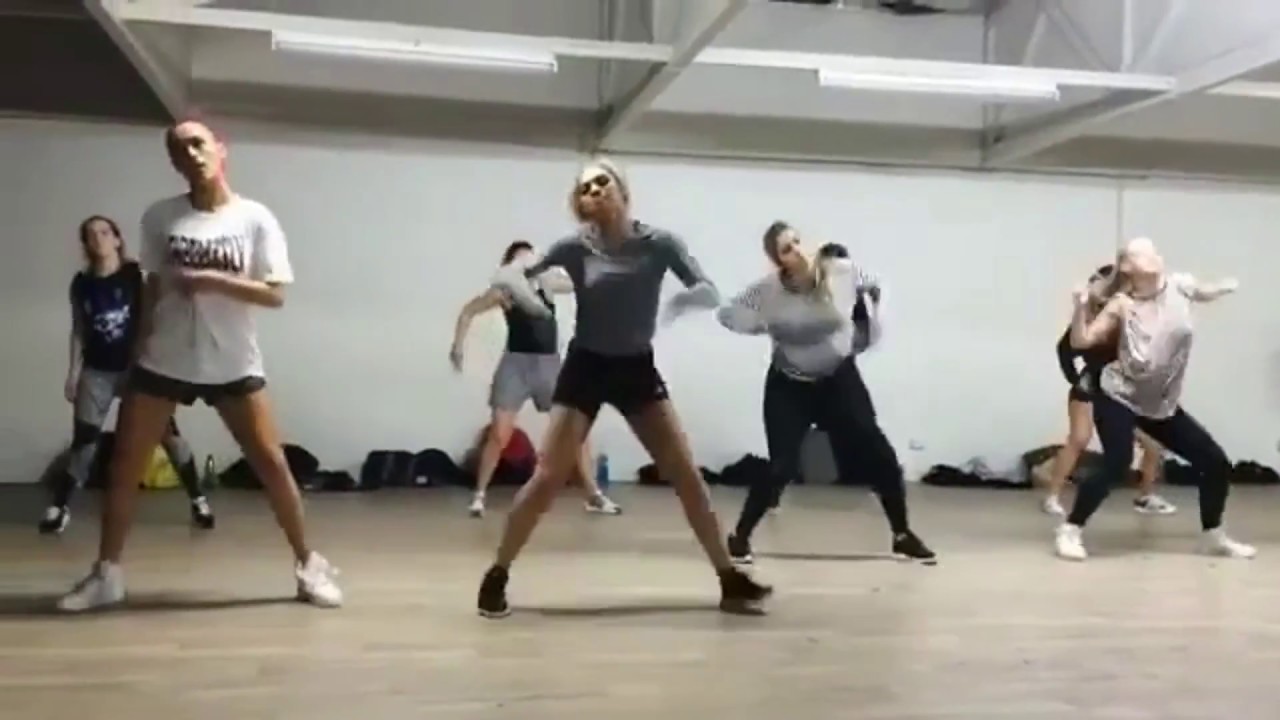 Kirsten Dodgen dance compilation - YouTube