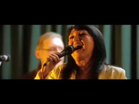 Janey Kirk . live singing old standards! - YouTube