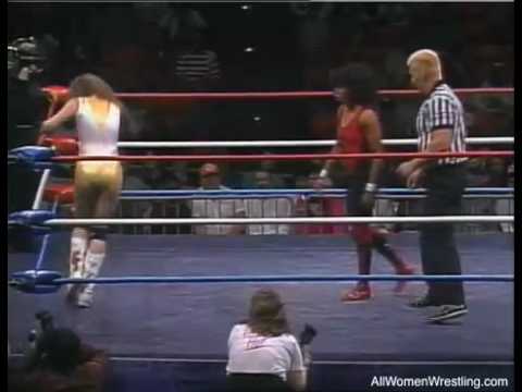 Clip: Black Venus Dominates Rockin Robin