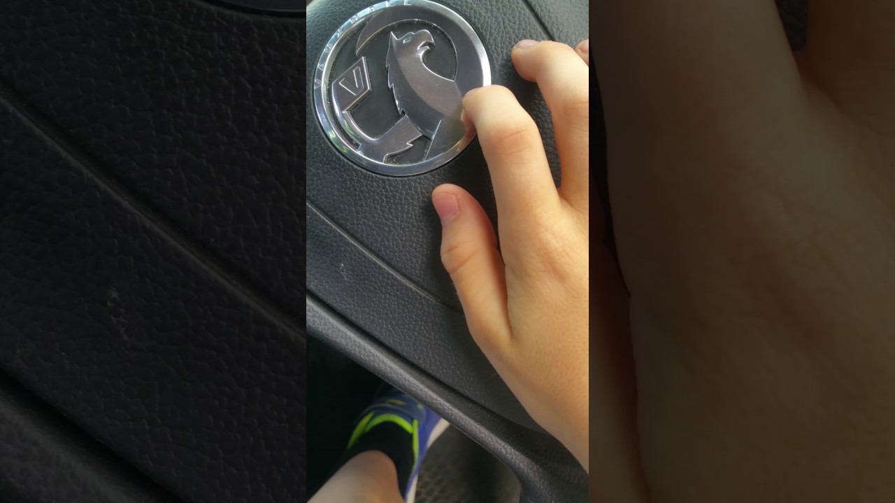 UK police car siren and horn sound effect - YouTube