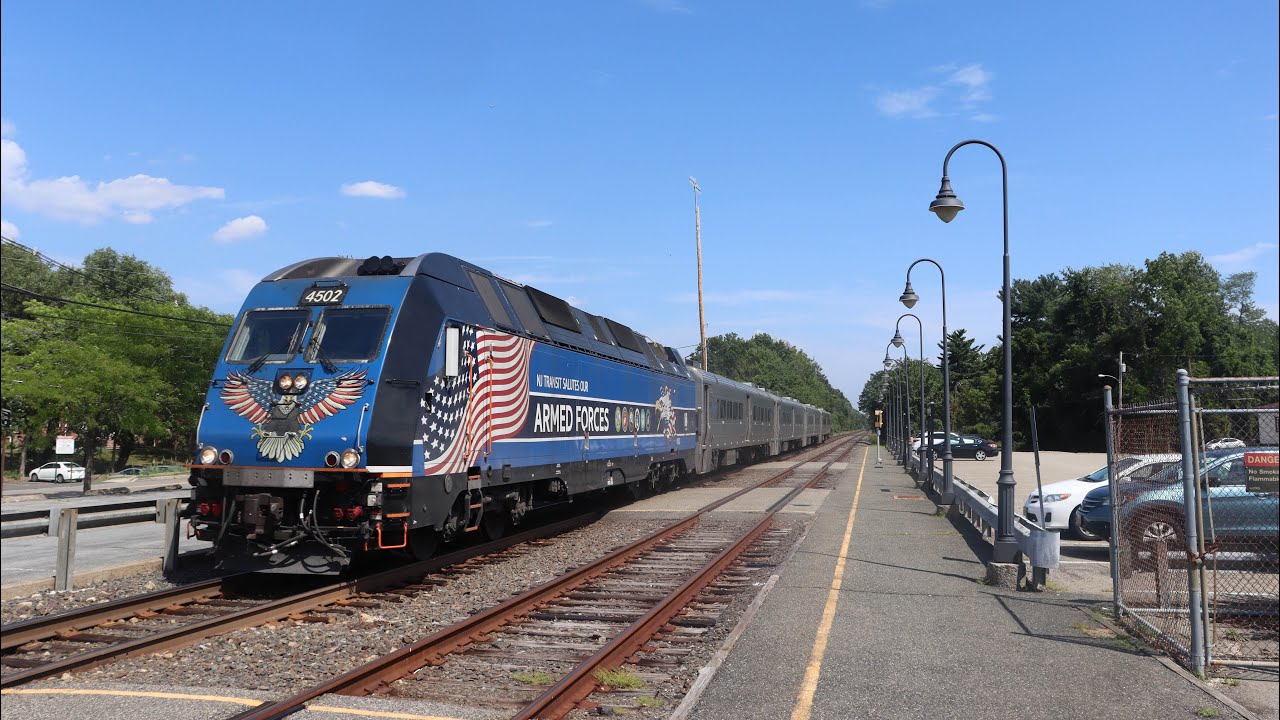 NJT 1001 arrives in Lincoln Park led by Armed Forces 4502 8/5/2022 ...