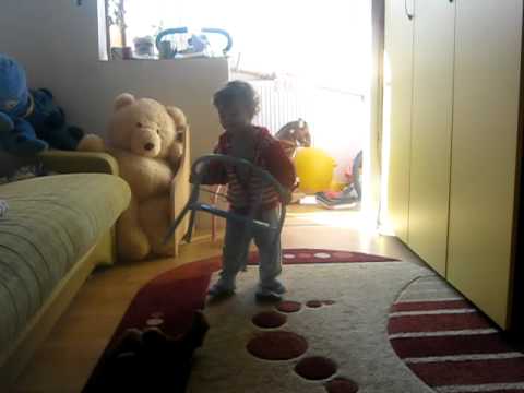 rebeca,micuta dansatoare:)