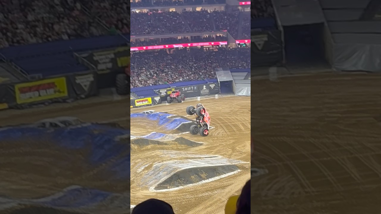 Amazing front wheelie!😱 - YouTube