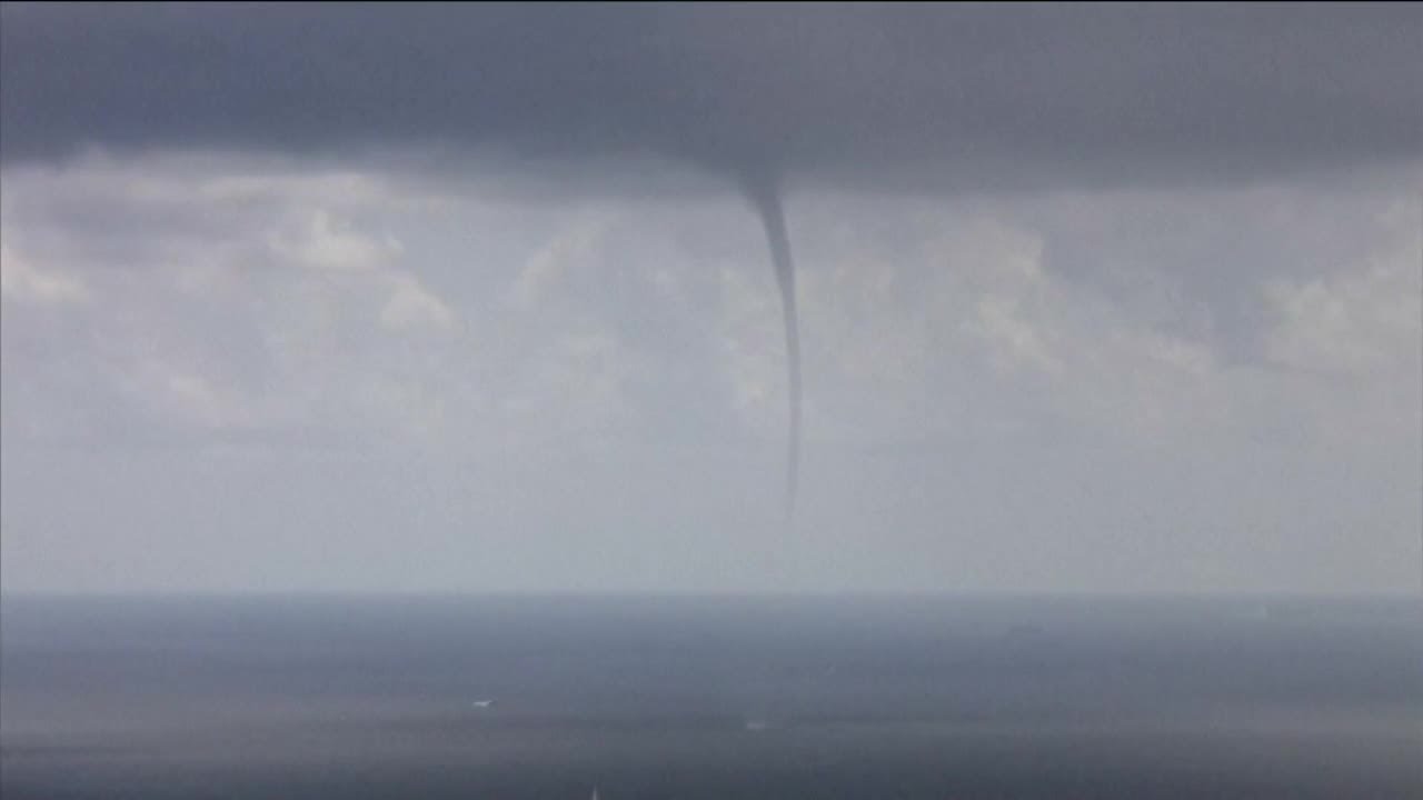 Video shows waterspouts land on Hollywood Beach in Florida - YouTube