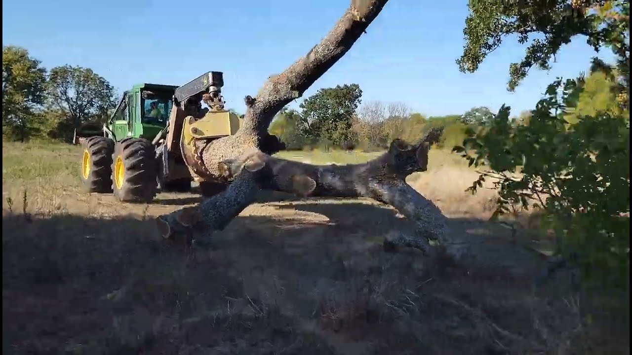 A fantastic time with the American Loggers Council, and a clip of the Deere 768-L2 leaving the ...