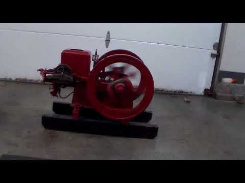 Monarch 1-3/4 HP Hit and Miss Gas Engine. - YouTube