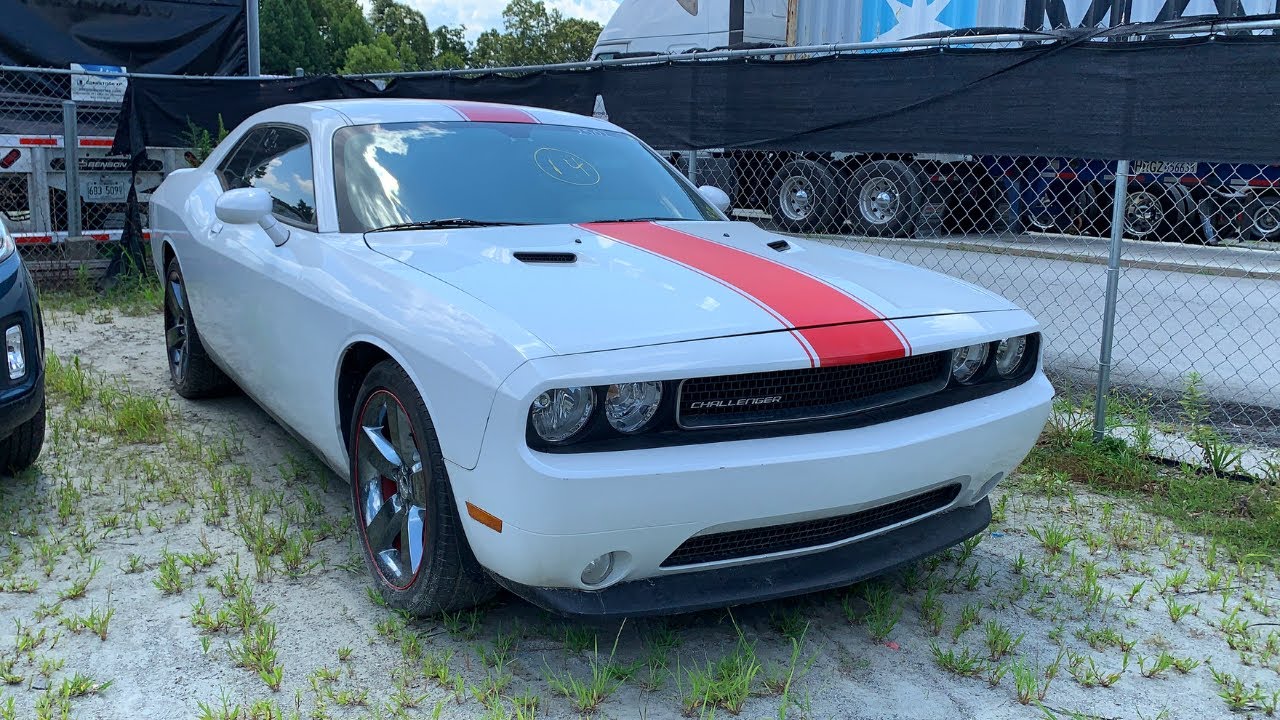 SUPER CLEAN DODGE CHALLENGER WITH NO PROBLEMS AT THE PUBLIC AUCTION ...