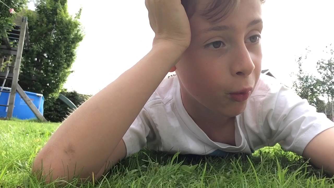 Forfeit crossbar challenge - YouTube