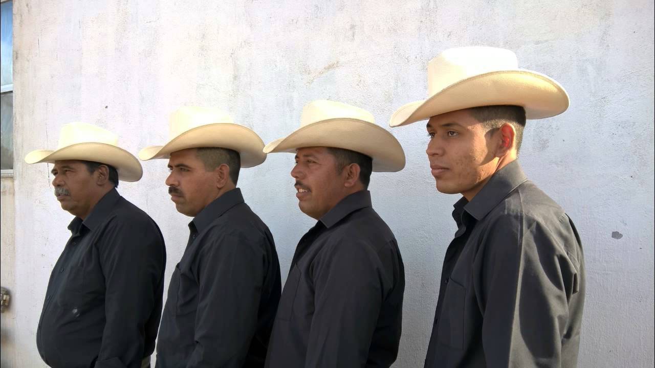 Grupo Pajizo- Toro Encartado - YouTube