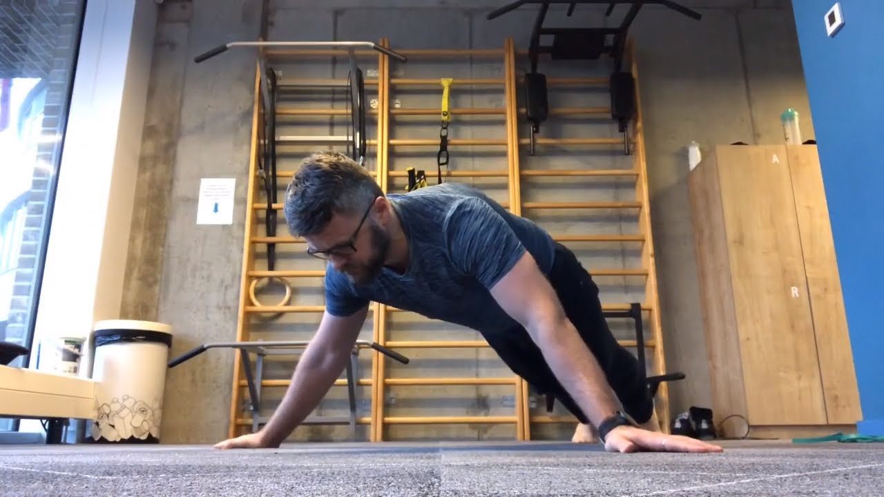 Push ups routine for swimmers - YouTube