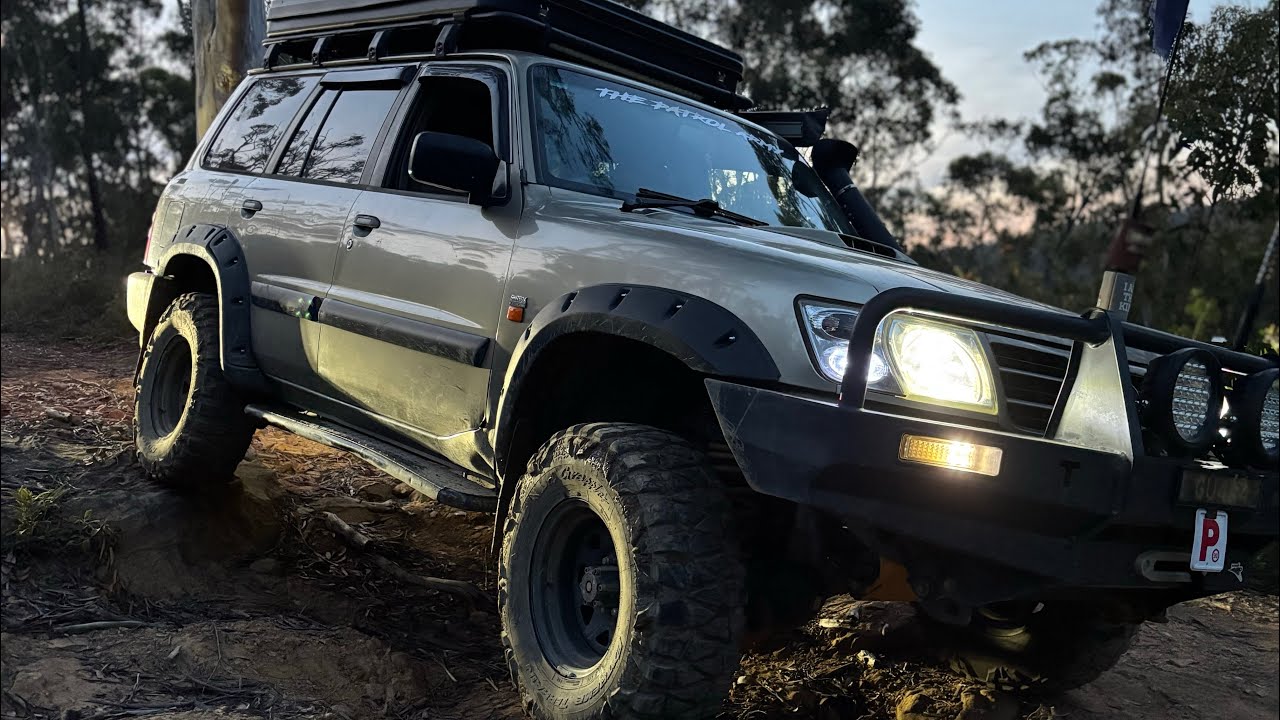 4WD Night run - YouTube