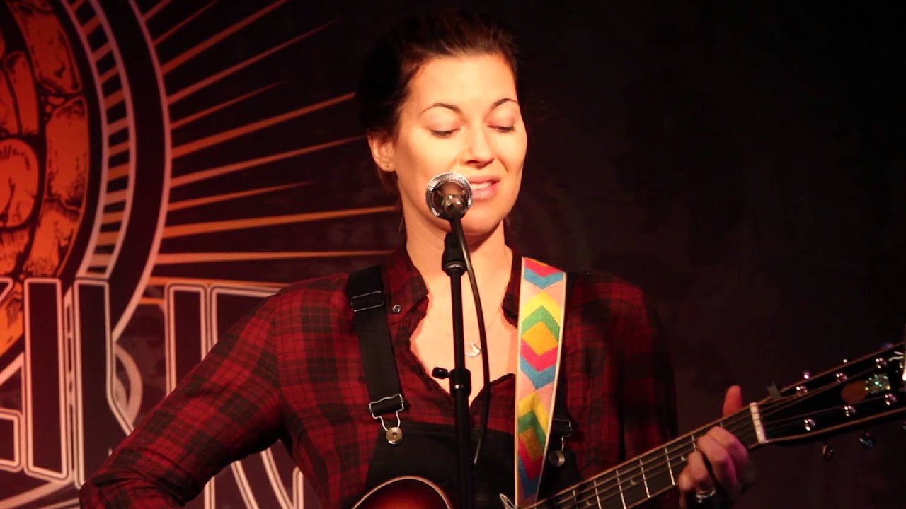 Eric Hutchinson & Tristan Prettyman - "All About That Bass" (Live In ...