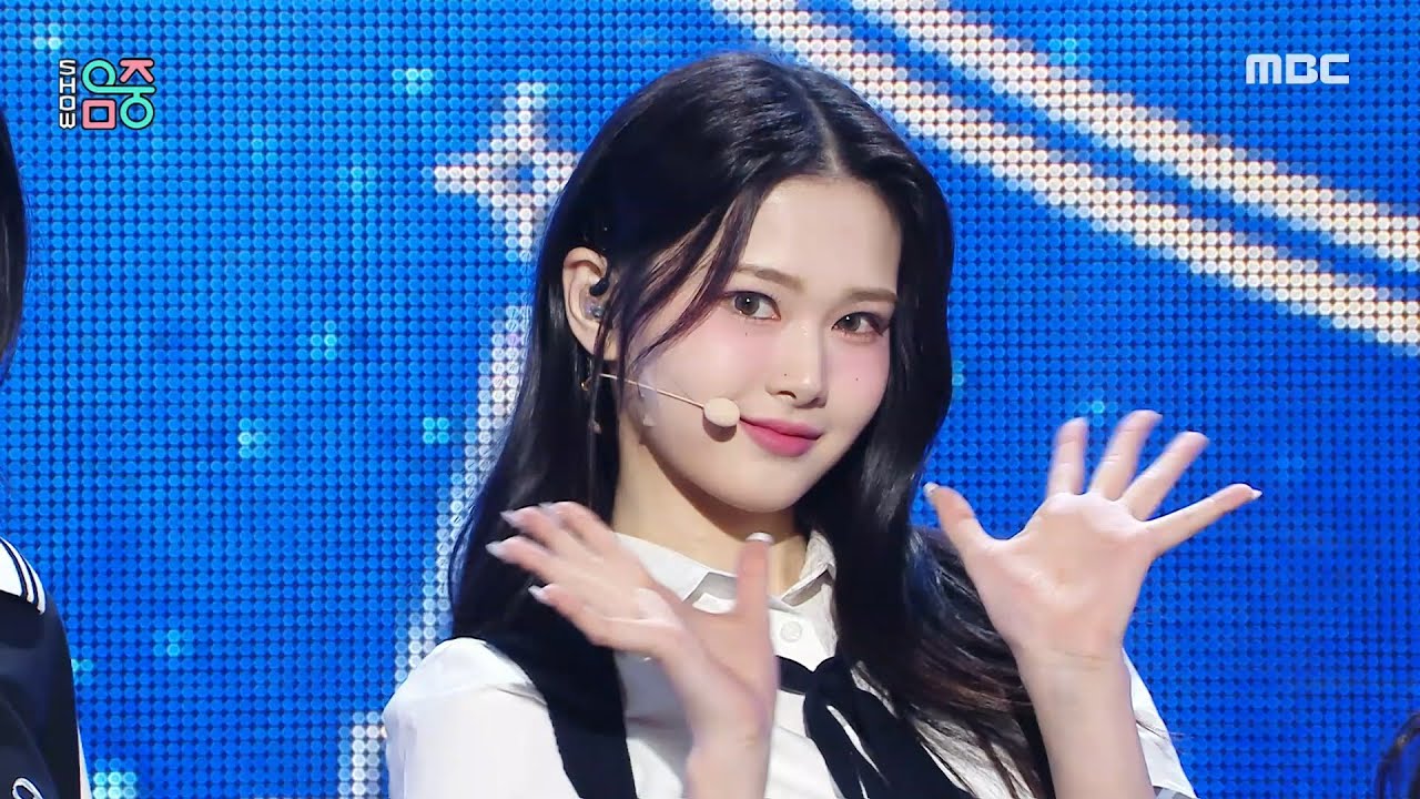 tripleS EVOLution (트리플에스 에볼루션) - Invincible | Show! MusicCore ...