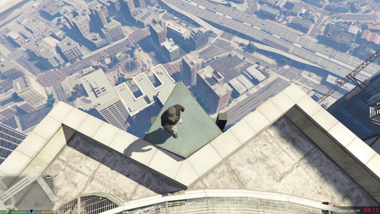 GTA V: Falling from tallest building - YouTube