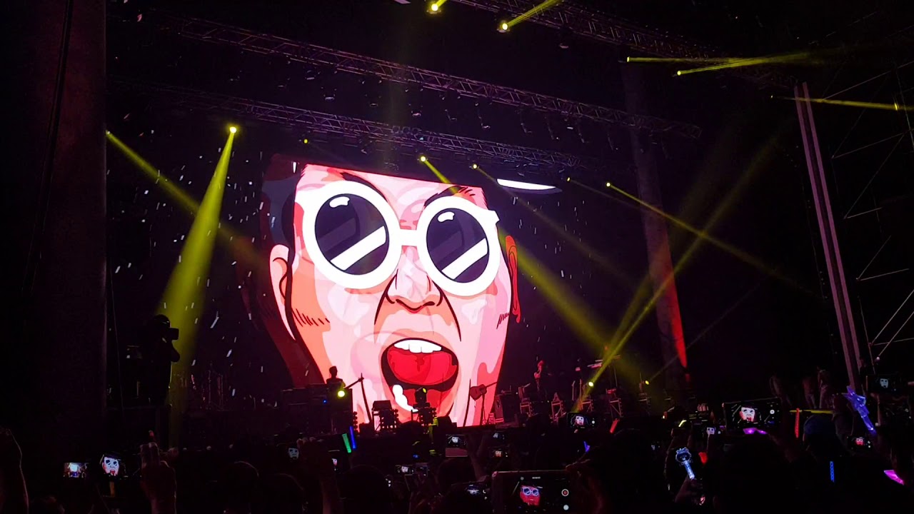 psy-right now teaser winter concert - YouTube