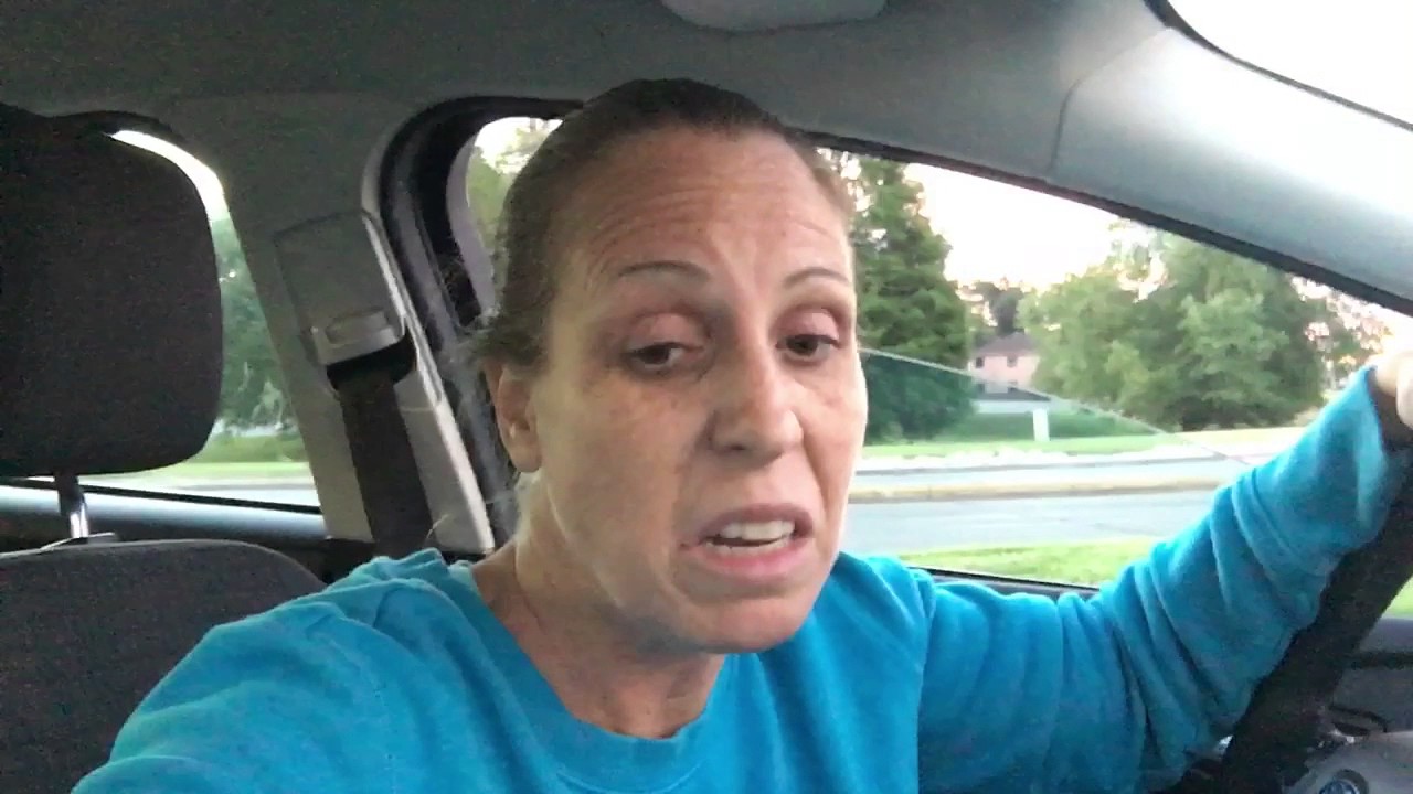 Huge spider freak out! - YouTube