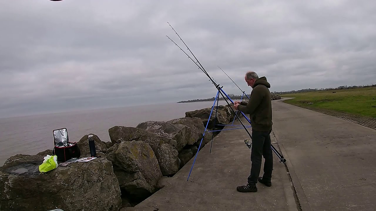 Fishing at Hinkley point A power station - YouTube